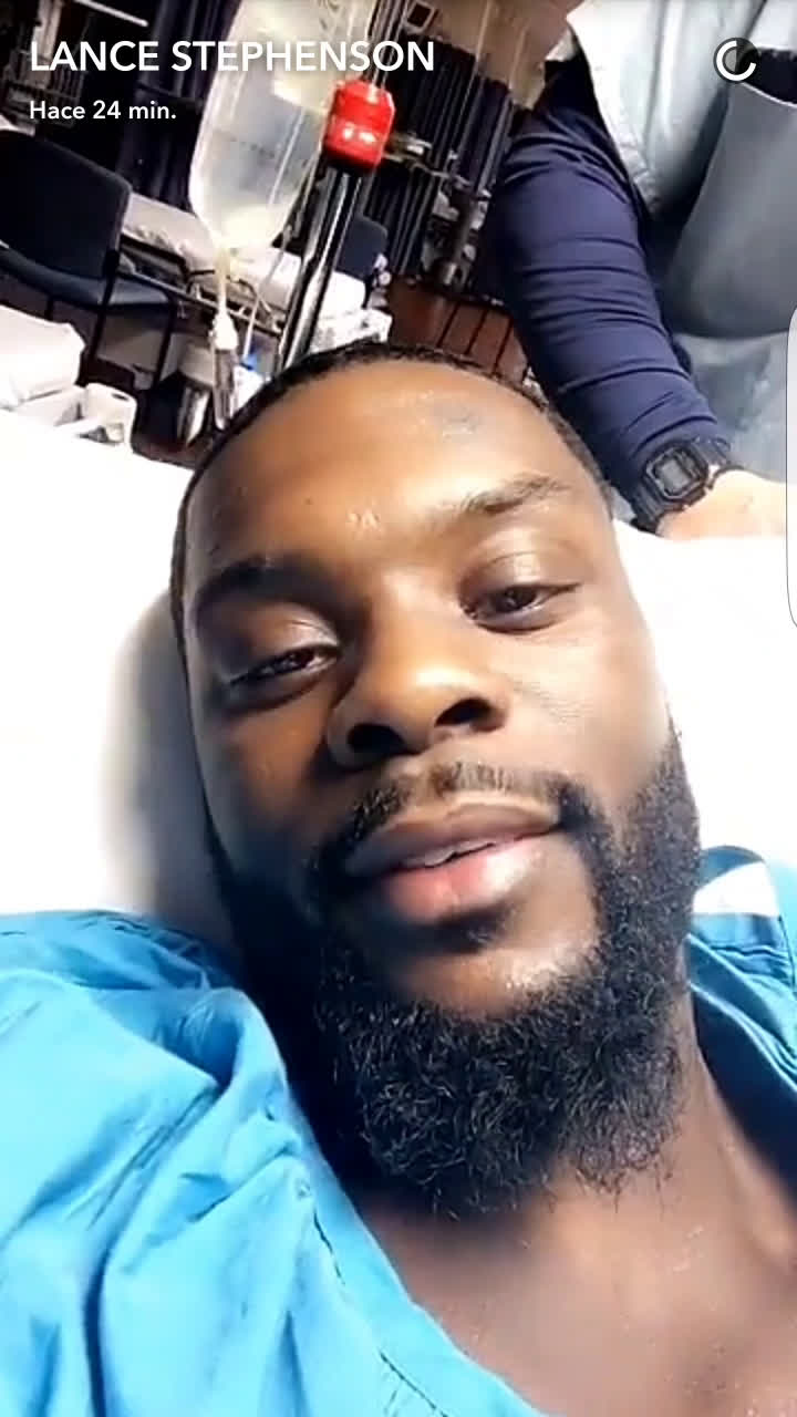 Lance Stephenson undergoing surgery.