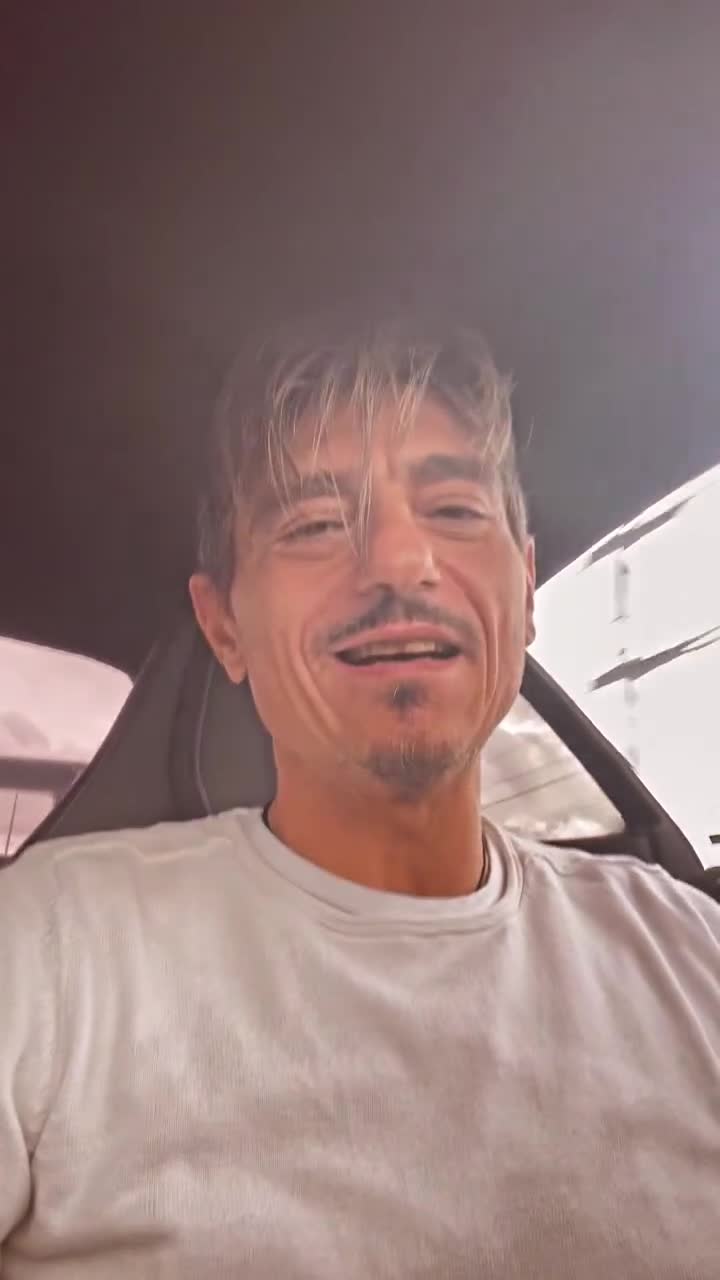 F246AAFC7DC3361F1F6124DC9C38BEAC_video_dashinit