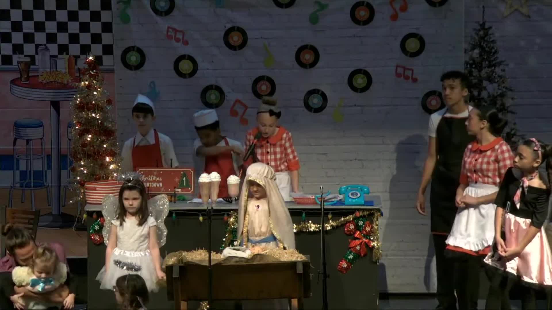 Highlights - Christmas play, Dec '22