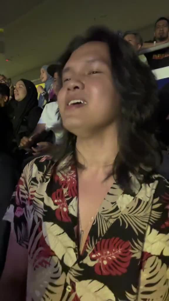 “Ella Berpelukan Dengan Amir Masdi..” Ramai yang ralat lihat Reaksi ...