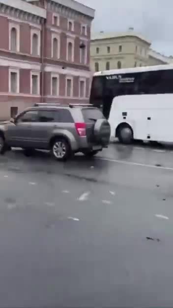 Watch Russian Bus Crash Aftermath | Streamable