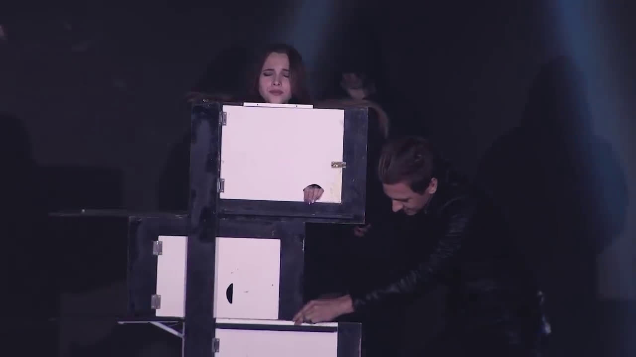 Dmitriy Polyakov - Zig Zag Lady