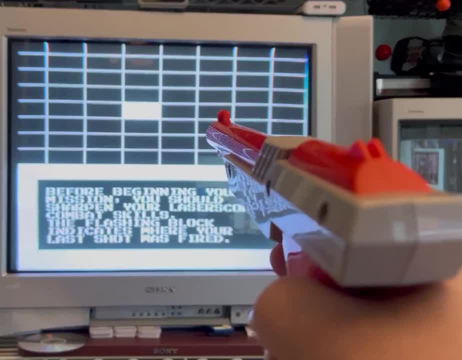 NES zapper position testing via Laser Invasion