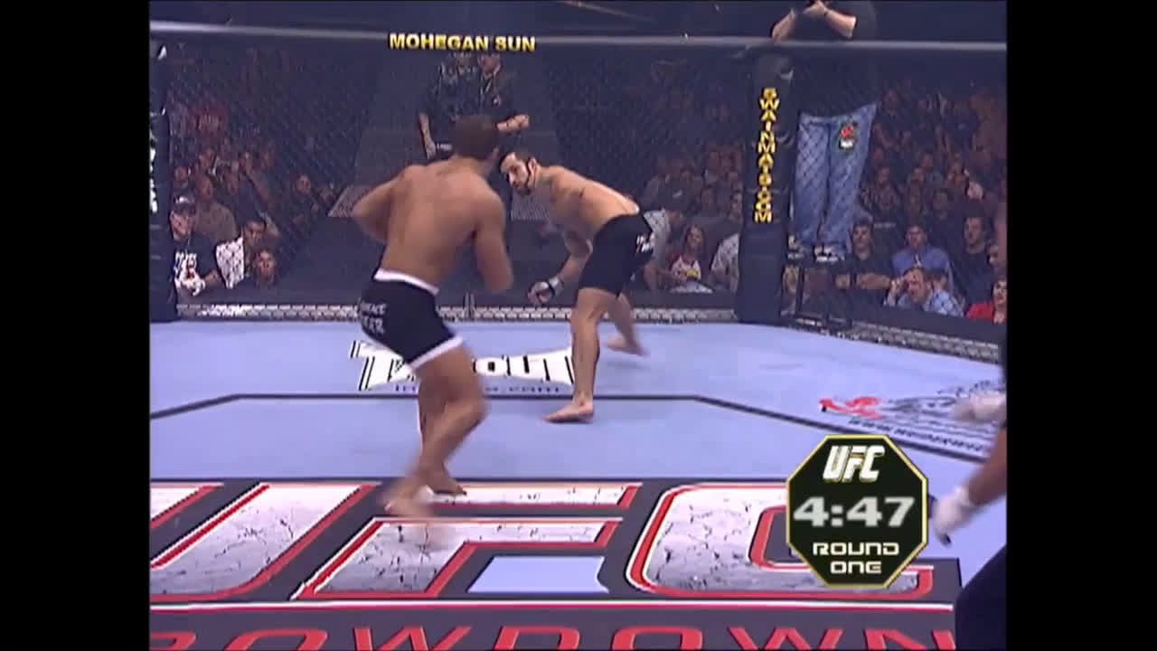 Phil Baroni's insane flurry on Dave Menne at UFC39 MMA