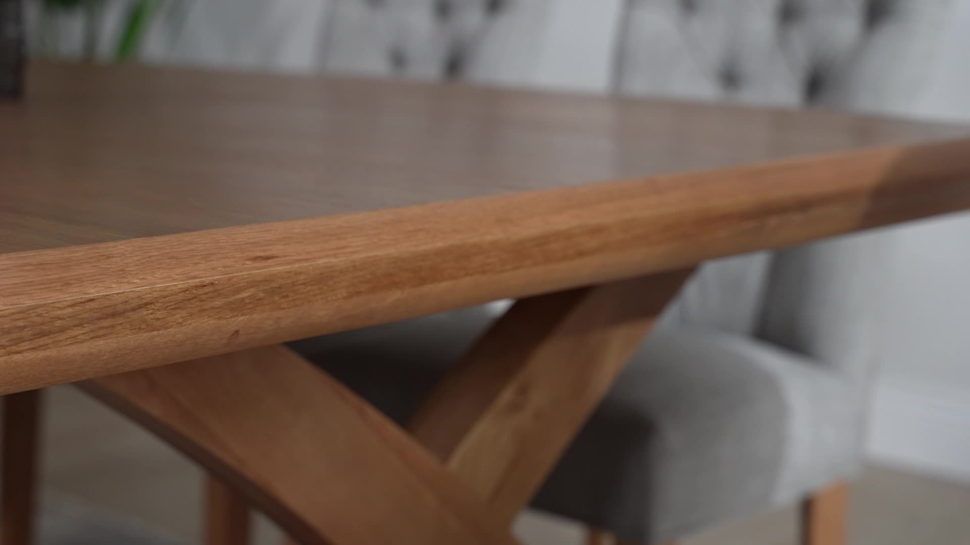 Watch seville_dining table | Streamable