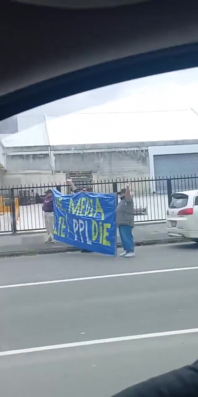 10000000_478396877120872_3367521268428011019_n