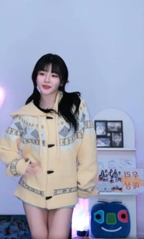 Watch 녹화_2025_02_18_18_45_56_912 | Streamable