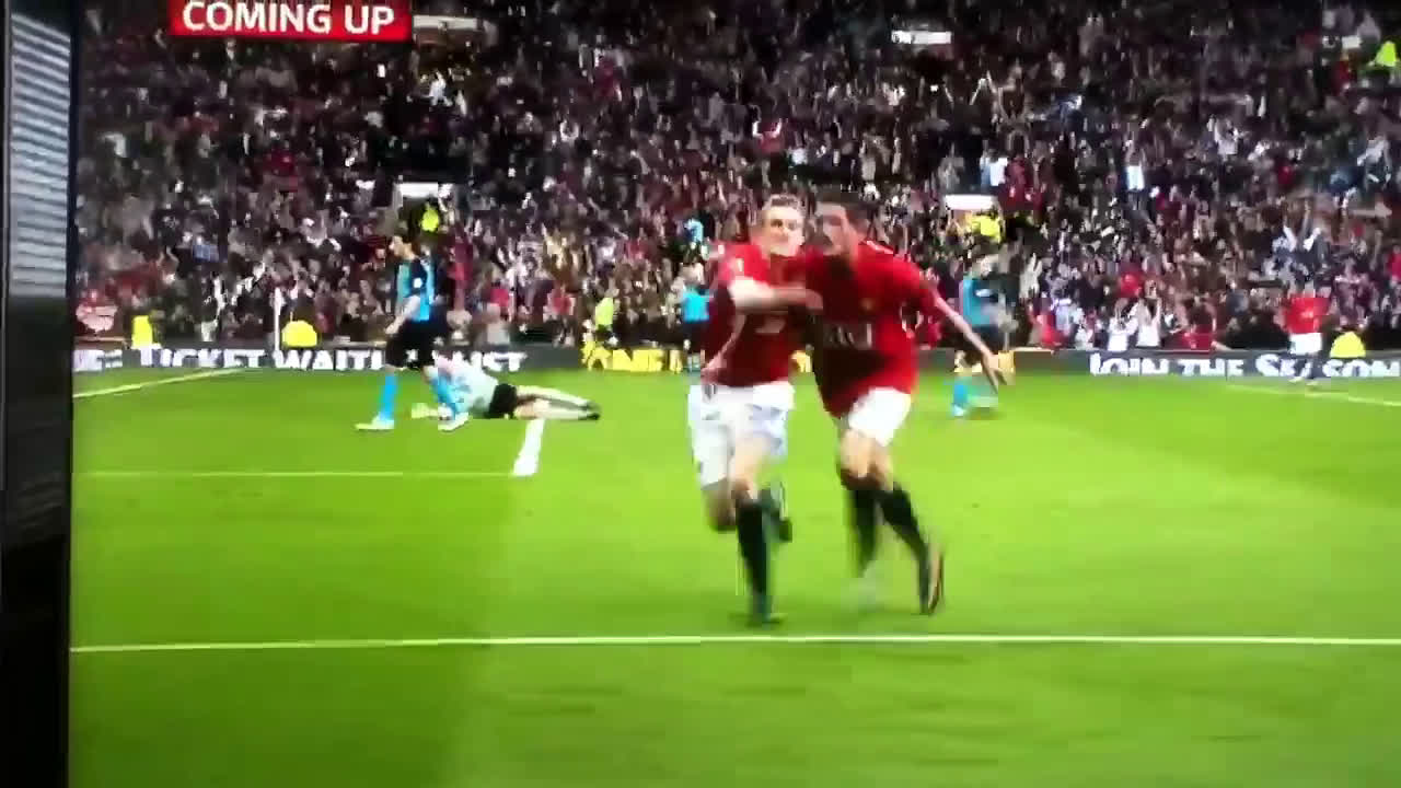 Federico Macheda goal v Aston villa Martin Tyler