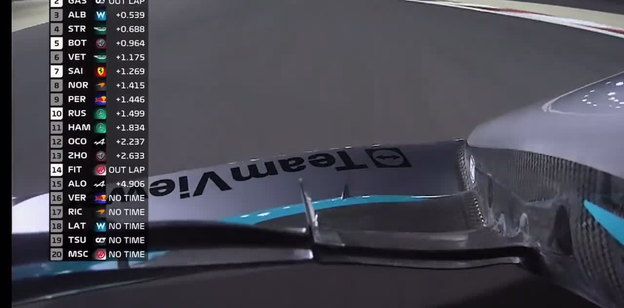 4 continuous wing elements?