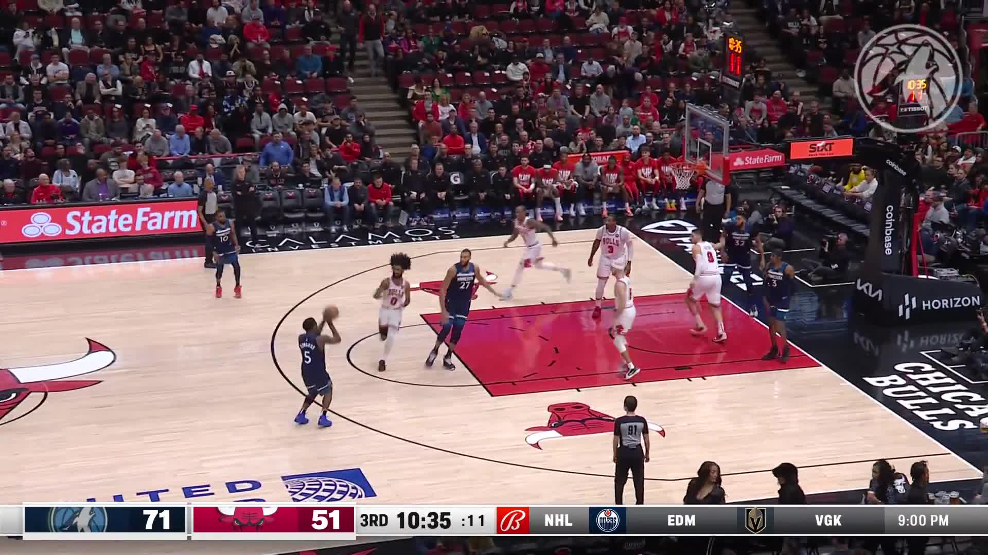 [Highlight] Banshee Shrieks in attempt to unsettle Anthony Edwards 3-point attempt. Ant makes it ...