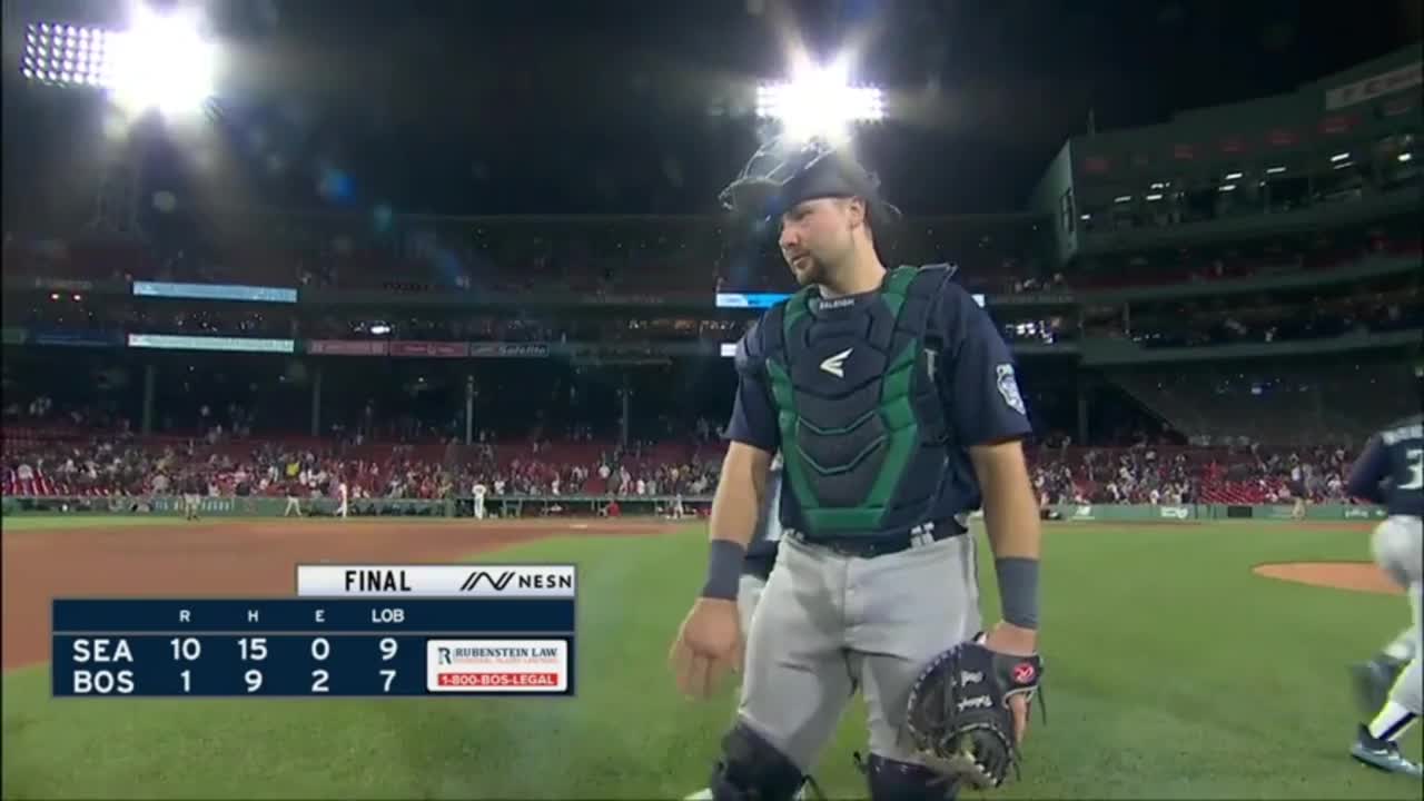 Watch Hot Mic | Streamable