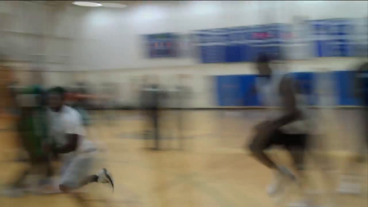 Shaq gets brutally dunked on
