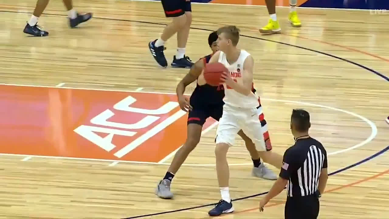 Syracuse Forward Elijah Hughes yams it on Bucknell