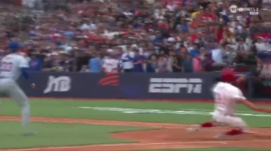 Watch MLB Clutch Moments And Walk Offs - Darren Fletcher of TNT Sports ...