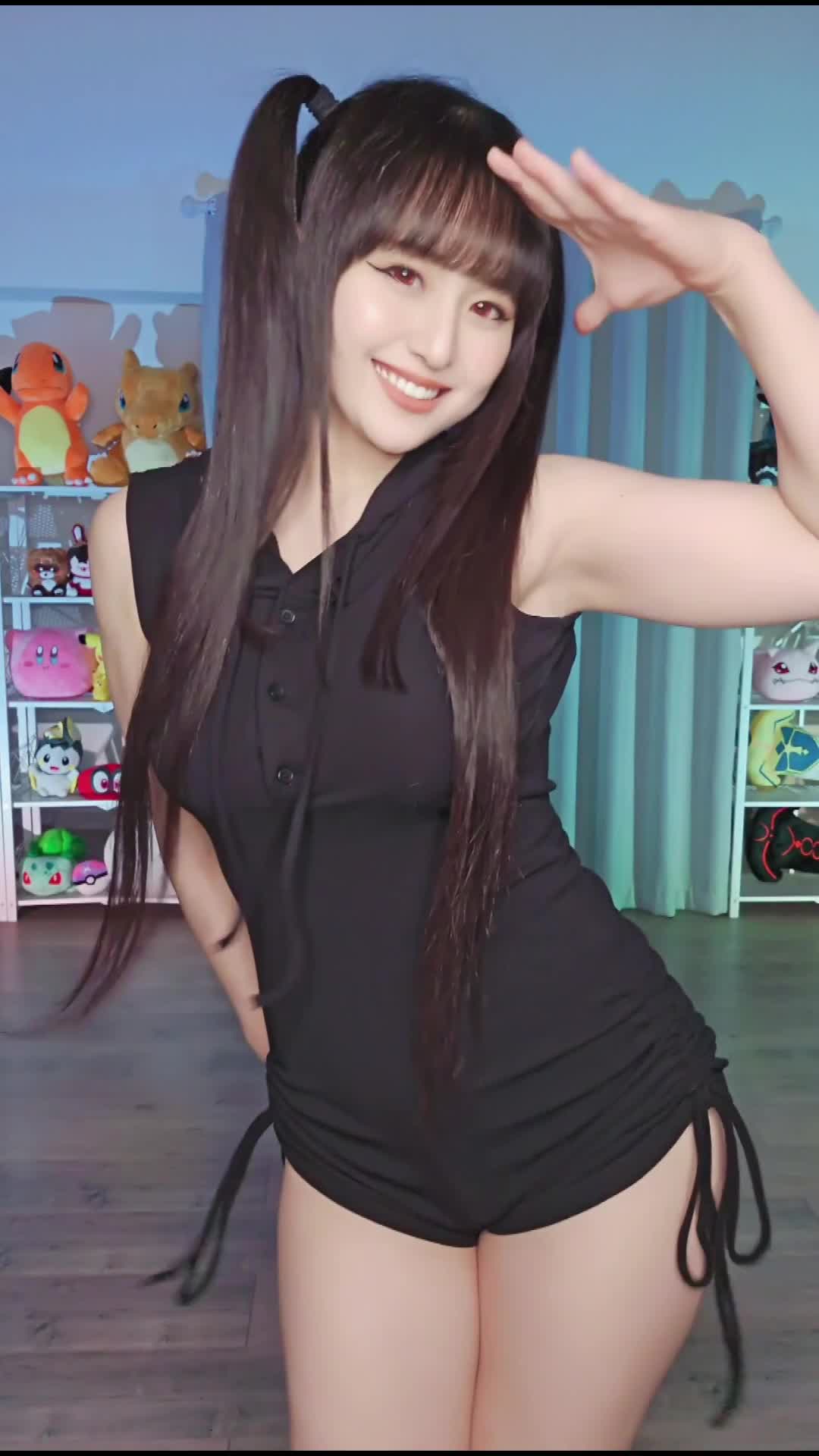 Watch OOTD | Streamable