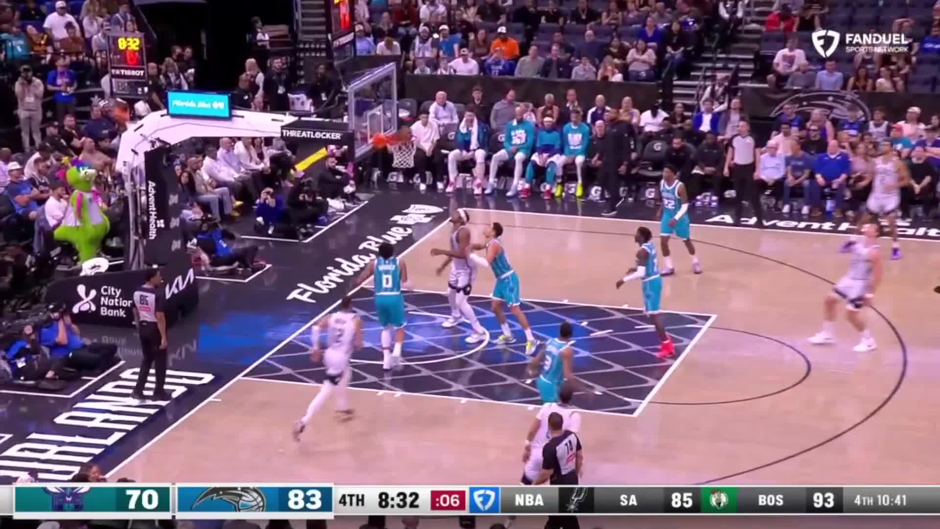 Watch Franz Wagner turnaround jumper forces the Hornets timeout, vs ...