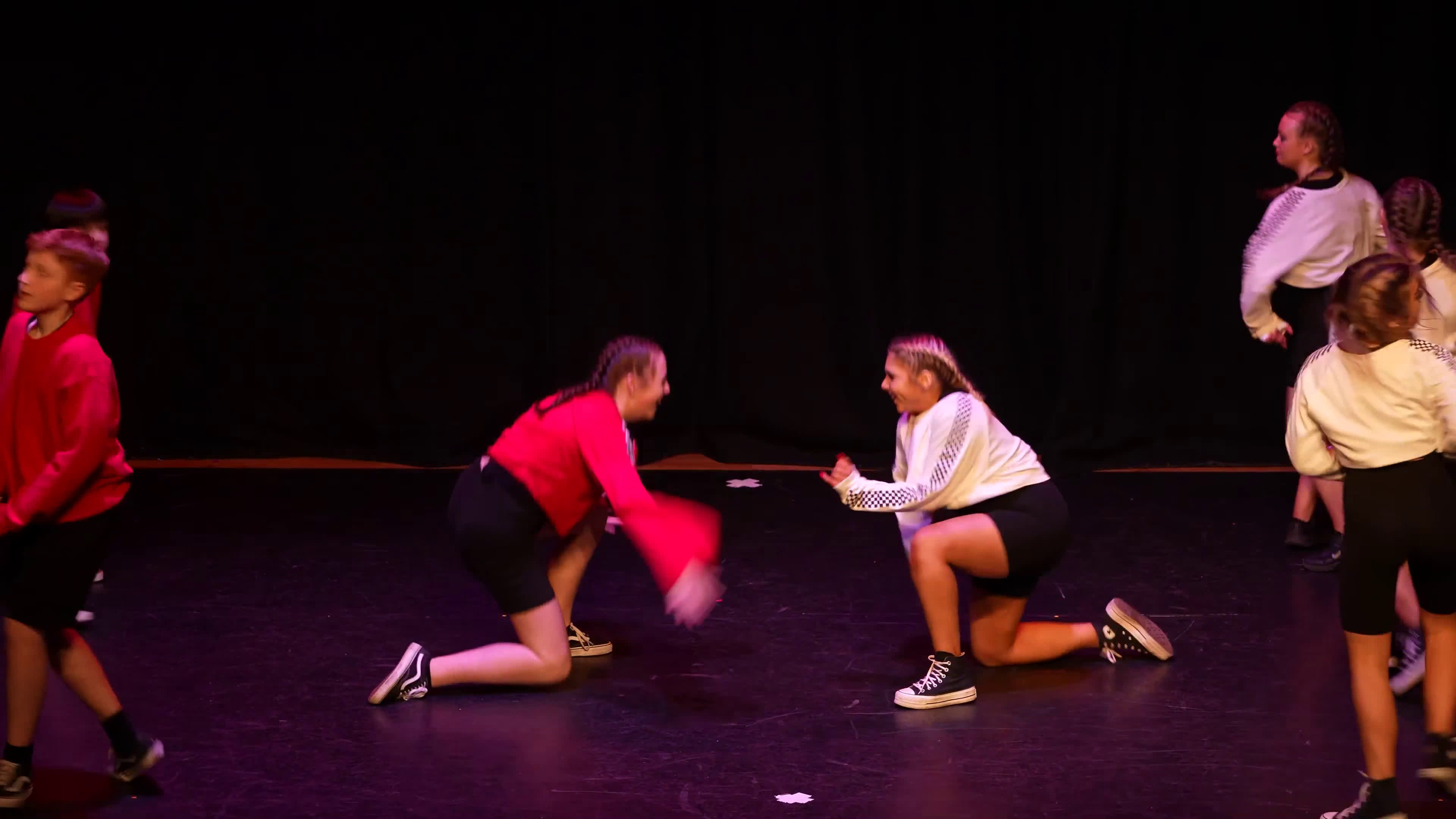 Simon Says Dance - X - Show 2