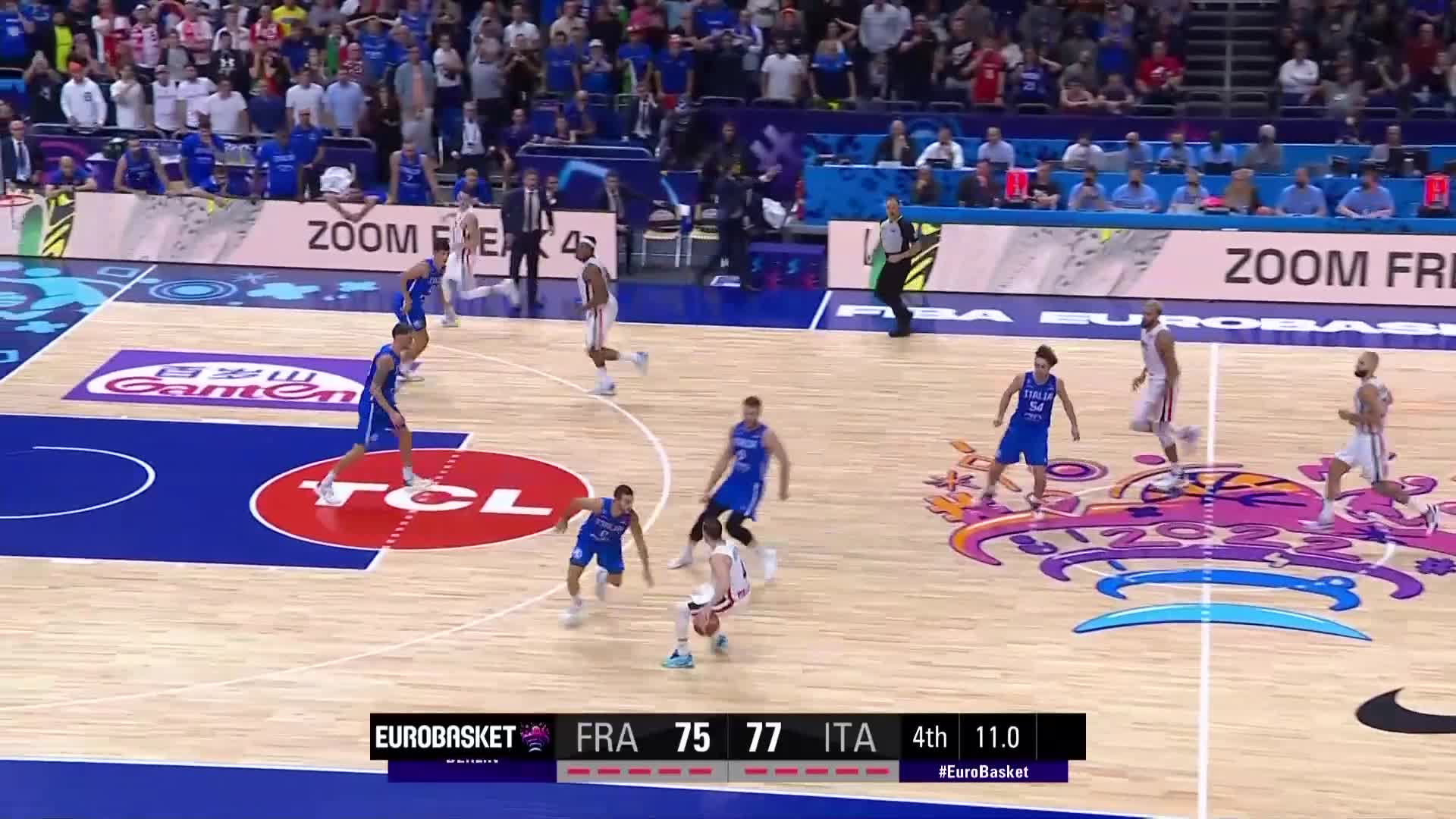 Gobert creates wide open layup to tie it - EuroBasket Semifinals vs Italy