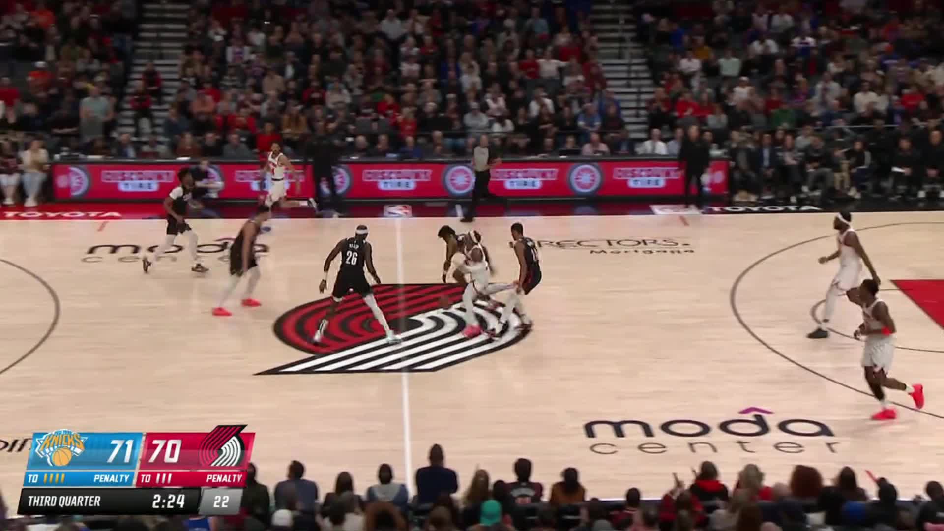 Watch Scoot drills the catch-and-shoot triple, then gets the steal and dunks it | Streamable