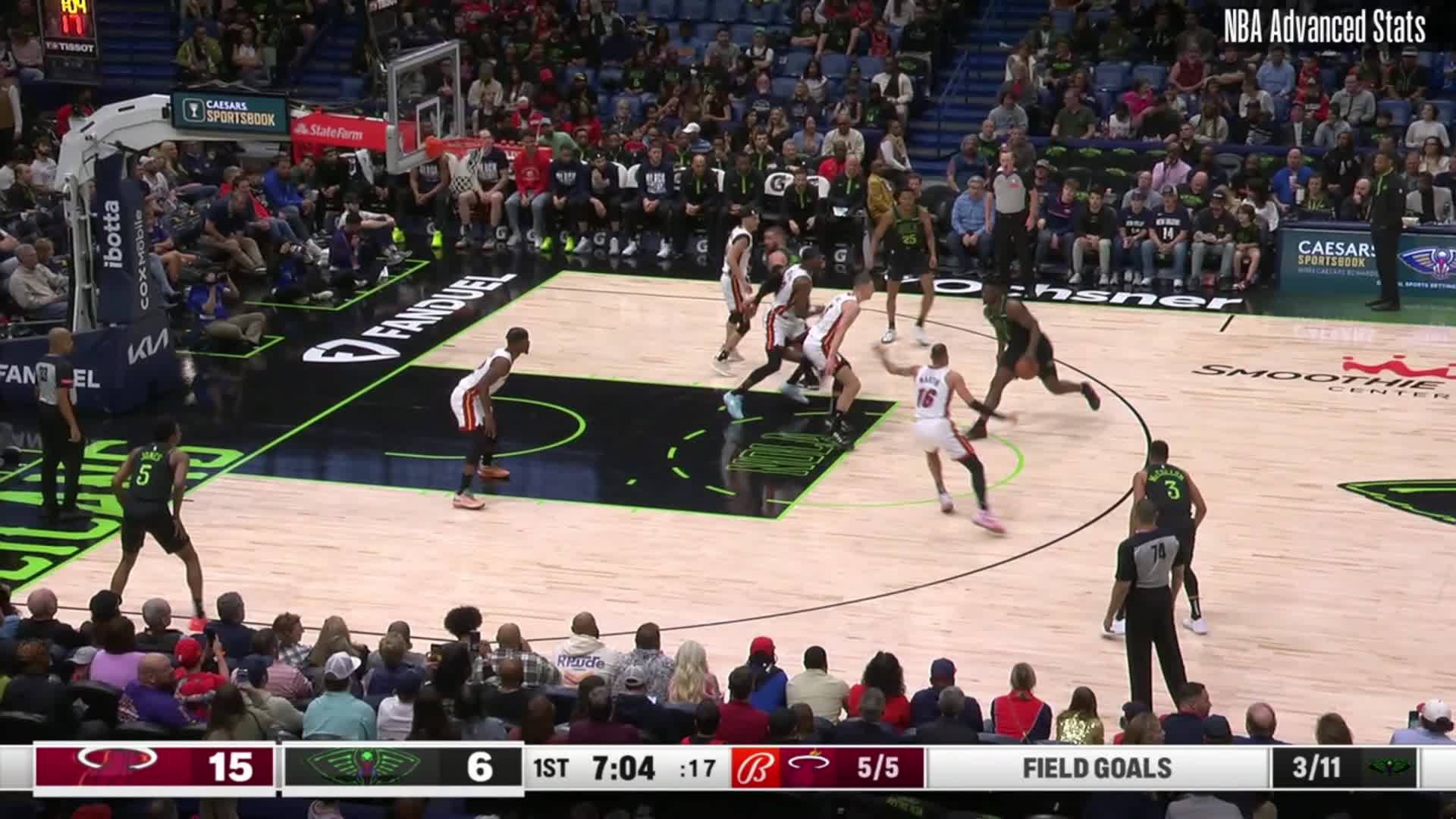 Watch 5. Zion Williamson start off ball | Streamable