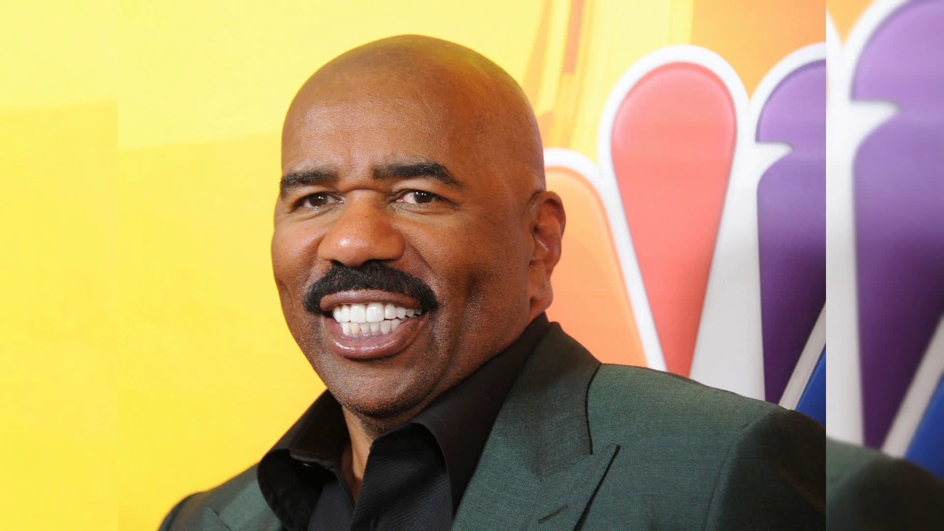 Watch Larry King interviews Steve Harvey | Streamable