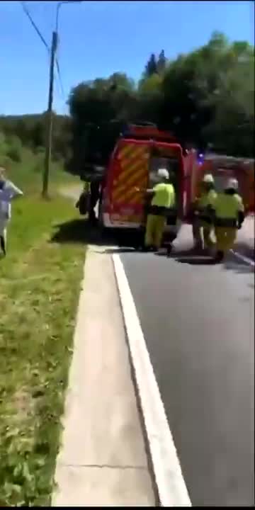 Watch Gwendoline fout la caisse dans le ravin | Streamable