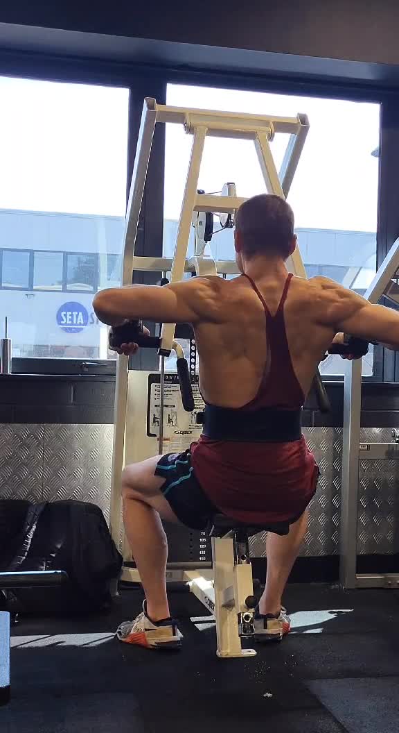 Watch 33b6003d-7ba8-4a09-bfdc-f5e44a868c6a | Streamable