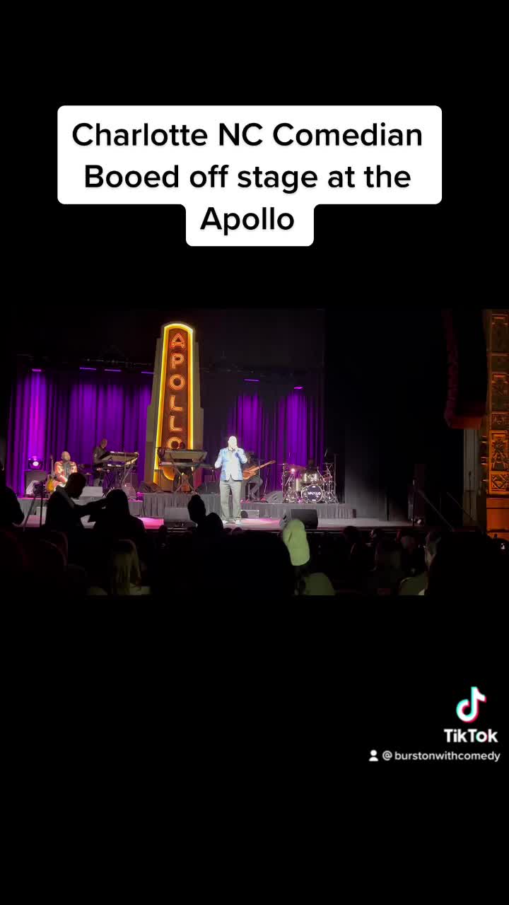 Comedian gets booed off stage! Amateur Night Apollo