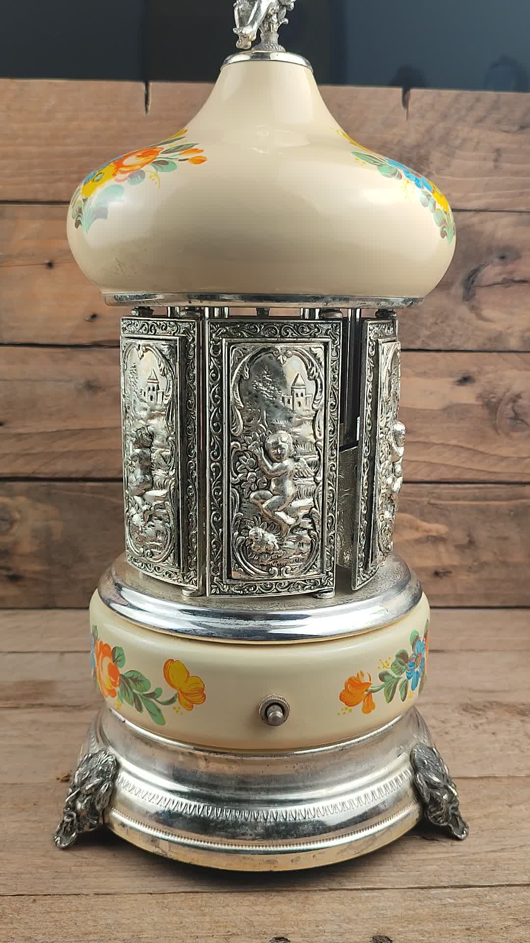Automaton cigar dispenser