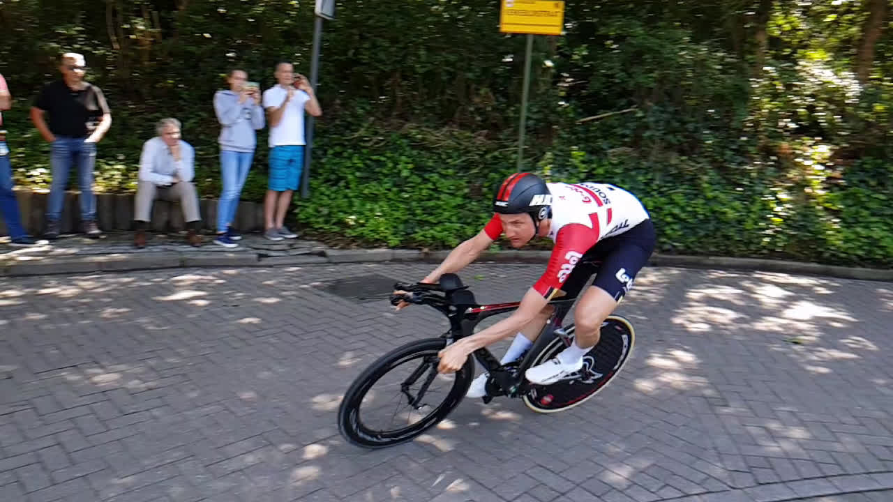 Tim Wellens TT cornering