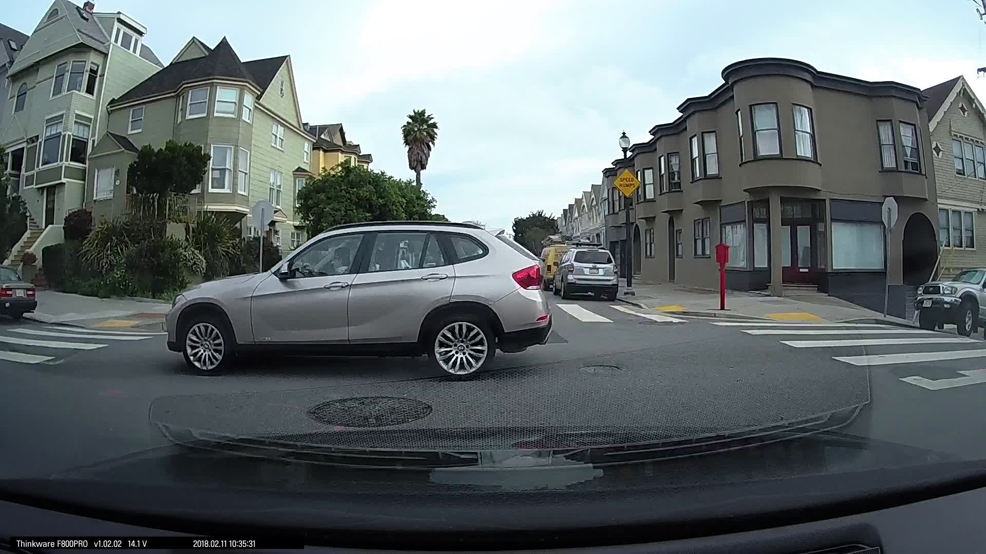 Stop sign runner on Noe St