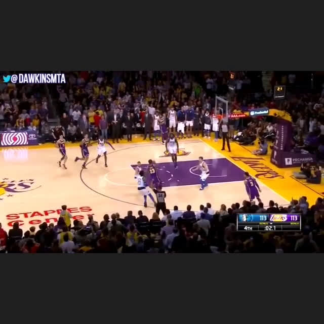 Wasley Matthew faul on Lebron