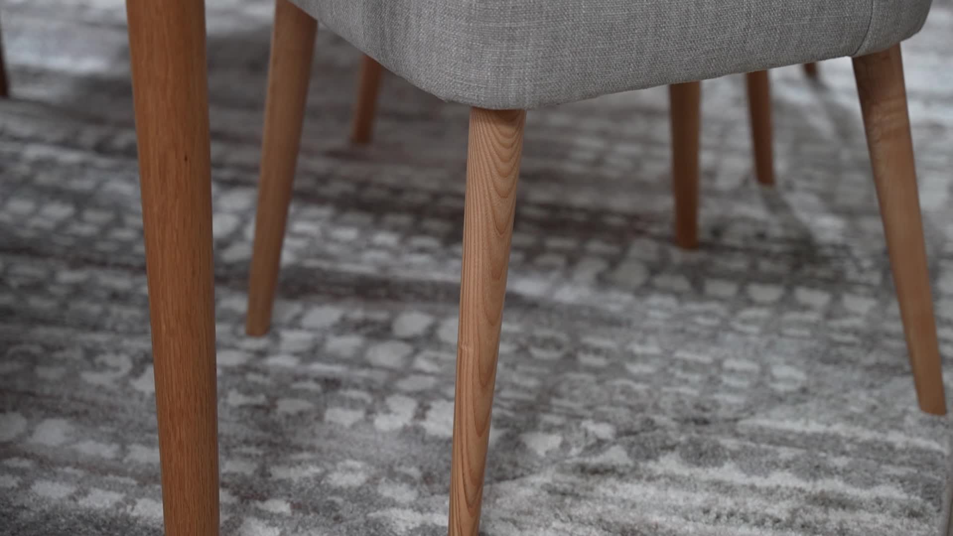 Watch Finn Dining table | Streamable