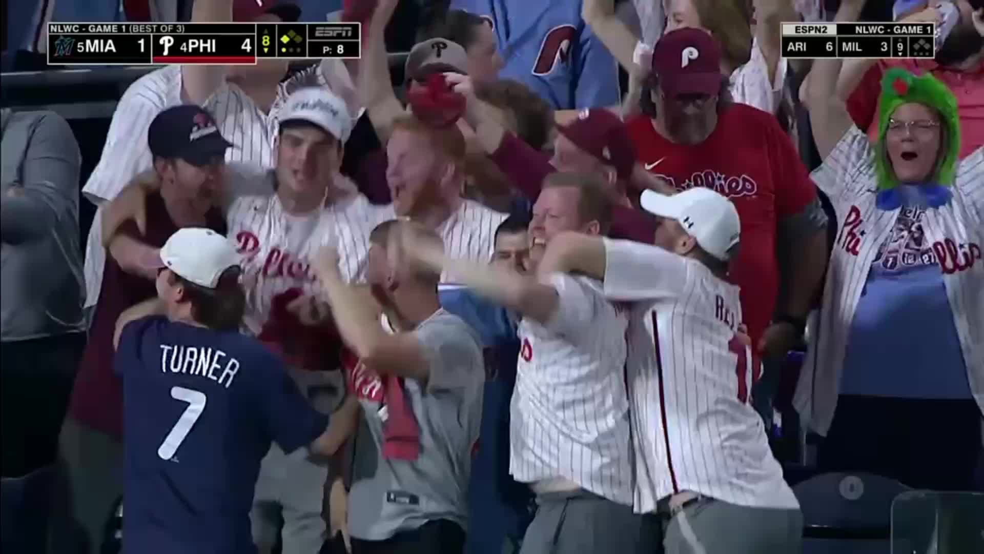 Watch Bryce Harper runs through the stop sign to score the Phillies ...