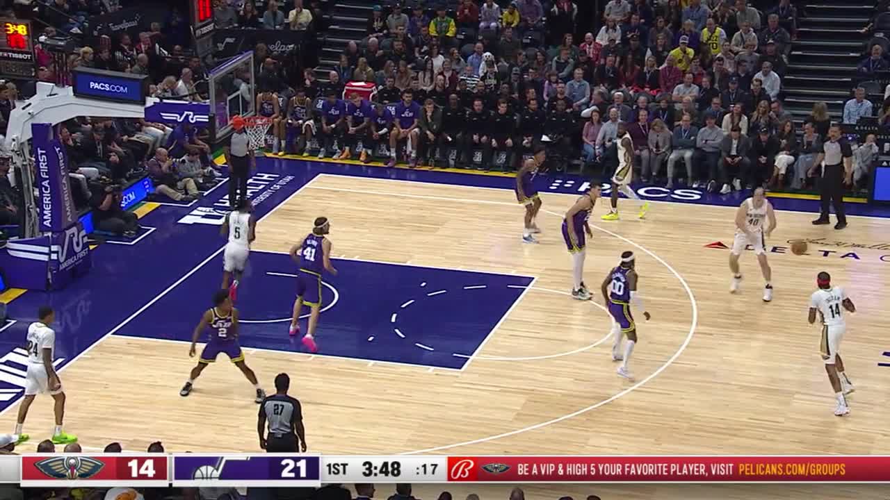 Watch Jordan Hawkins first touch off the bench.mp4 | Streamable