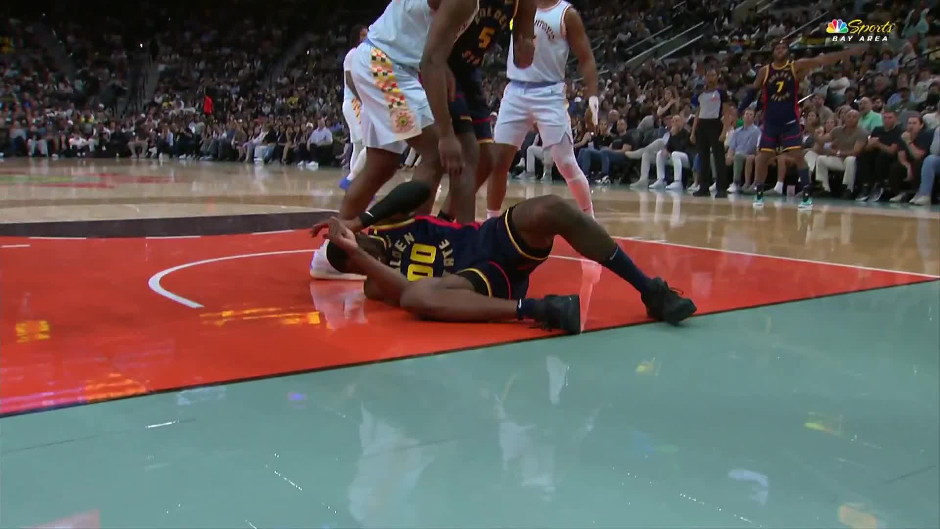 Watch ClutchPoints - Jonathan Kuminga headed to the locker room after taking a hard fall 🙏 ...