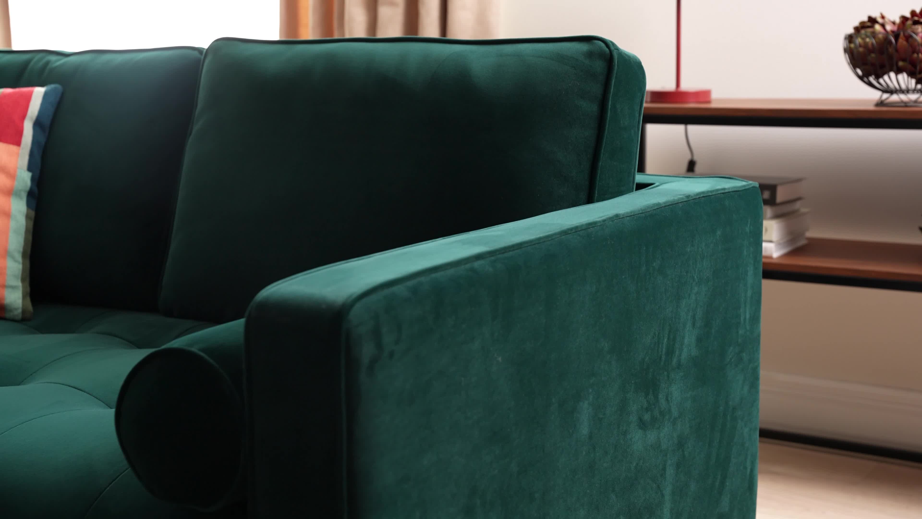 Watch turner-green-velvet-2-seater | Streamable