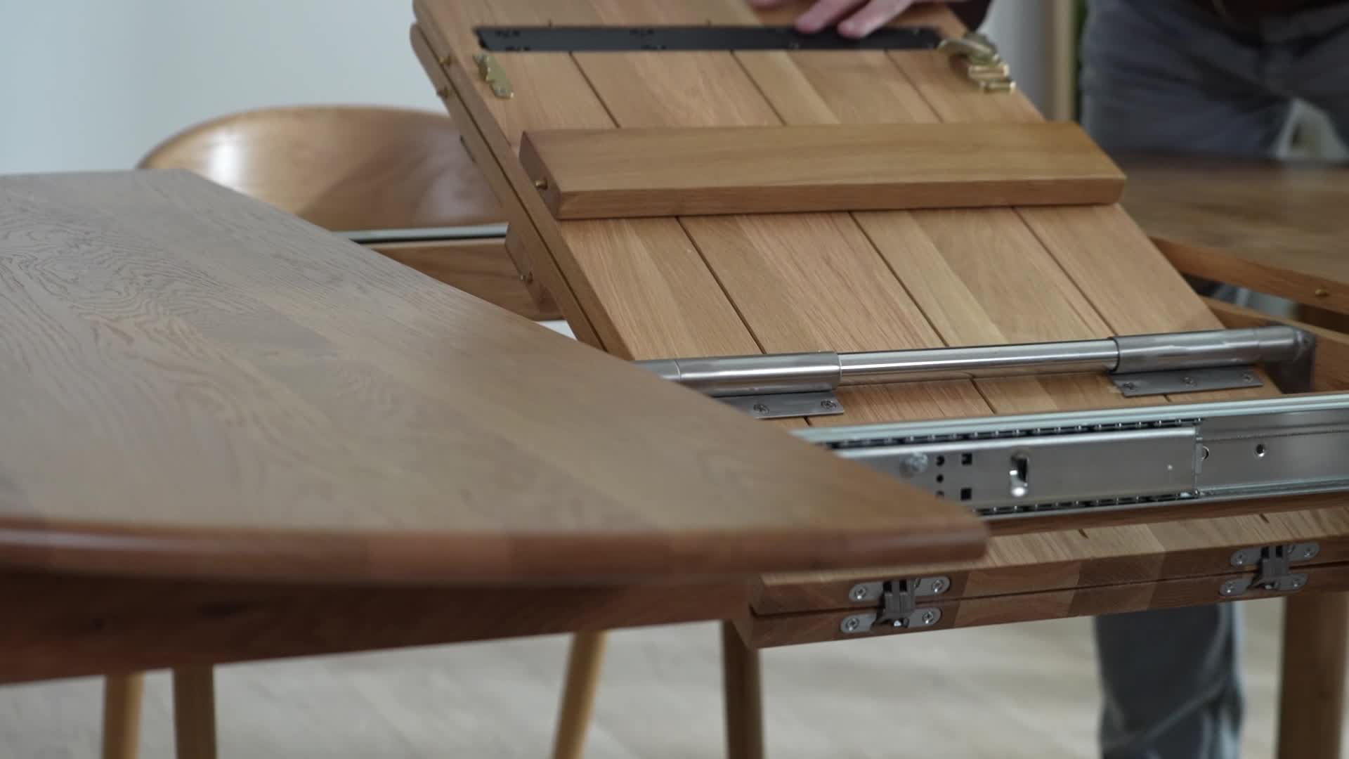 Watch lucia dining table extendable | Streamable