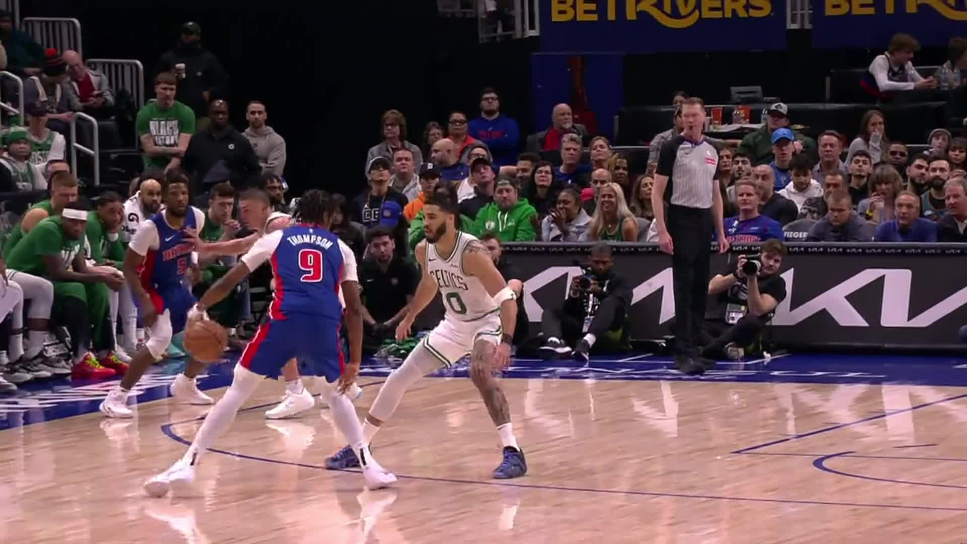 Watch crossover | Streamable