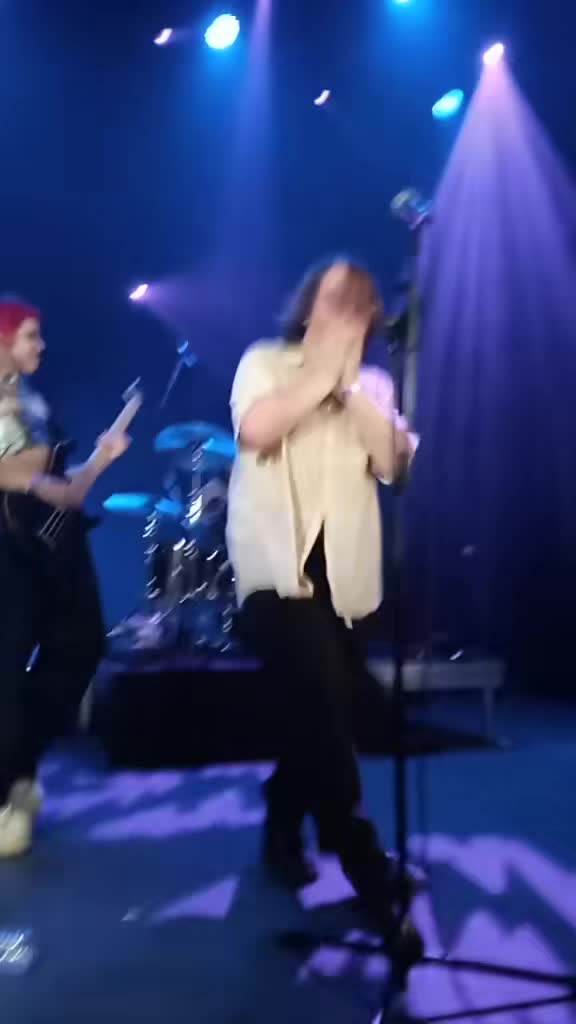 Watch 922u38 | Streamable