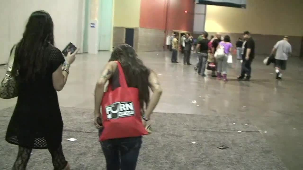 Watch Cali Lee model interview shows thong | Streamable