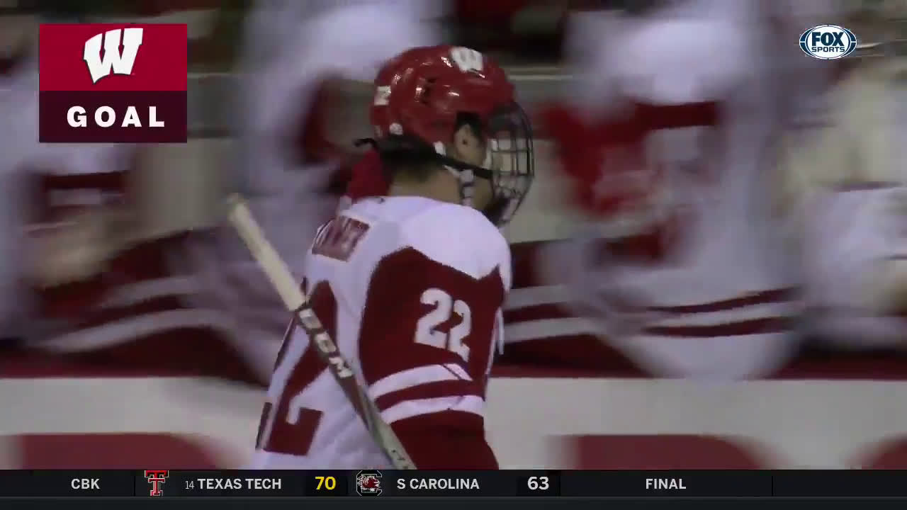 Seamus Malone sets up Max Zimmer for a late tying goal