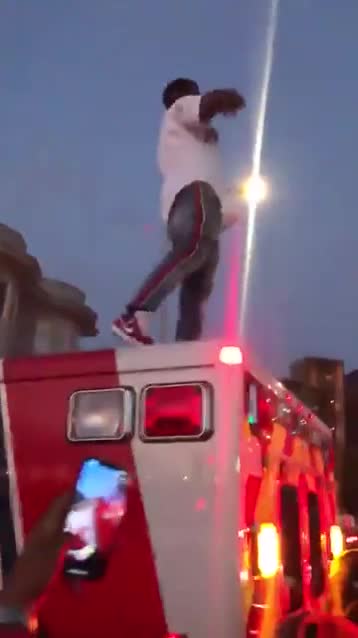 Watch 3DC0A42C-0BF8-47C1-B6E8-A7FB535F3C27 | Streamable