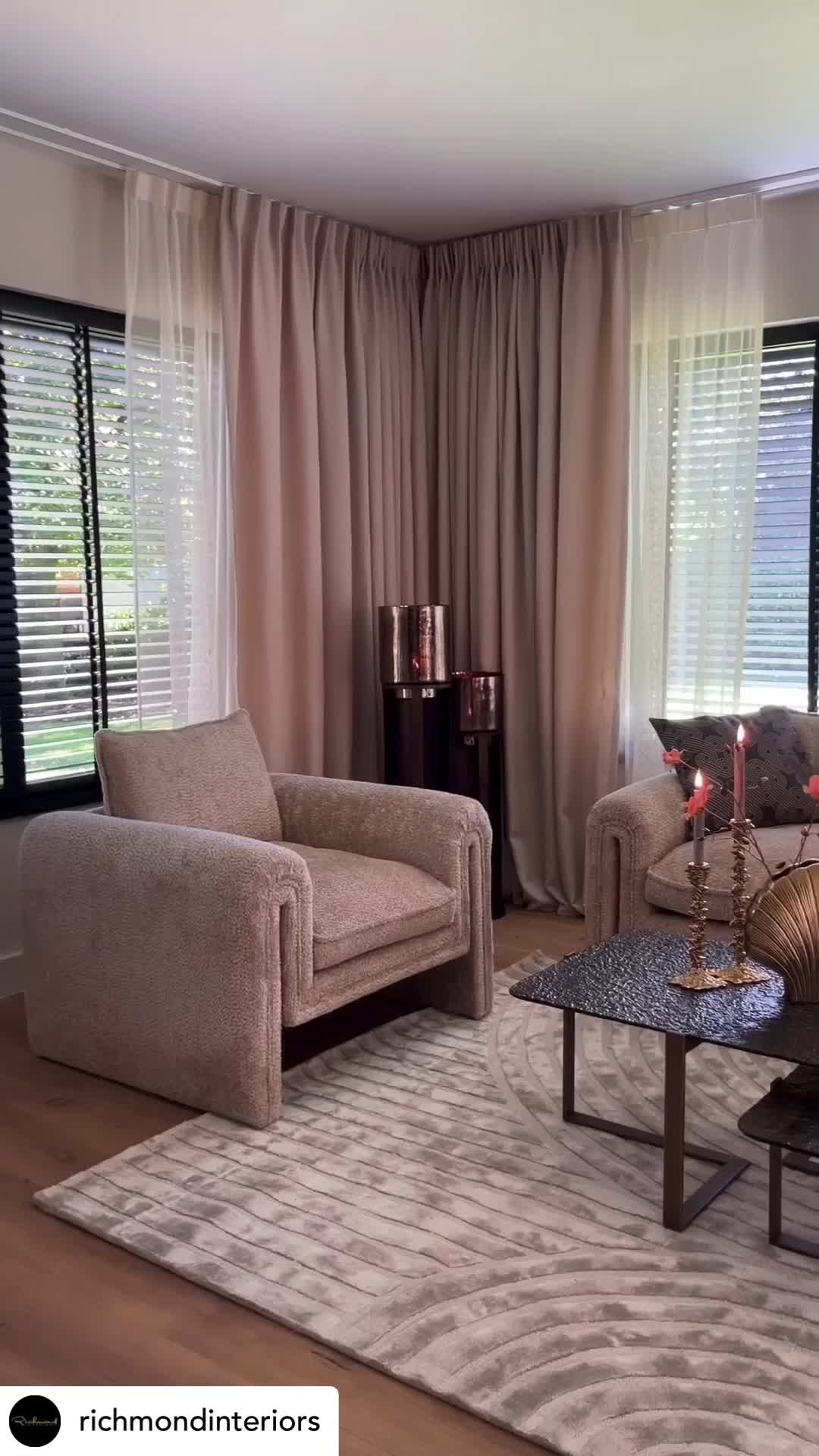 Watch Sofa Sandro | Streamable