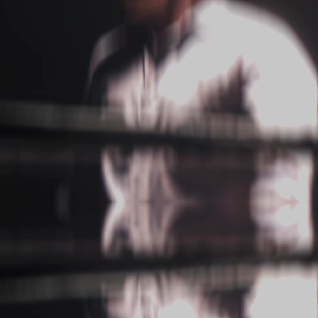 Watch slides showcase | Streamable