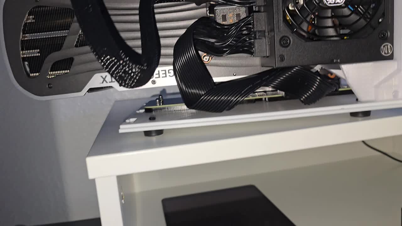 Watch Custom eGPU enclosure for ADT LINK UT3G USB4 board | Streamable