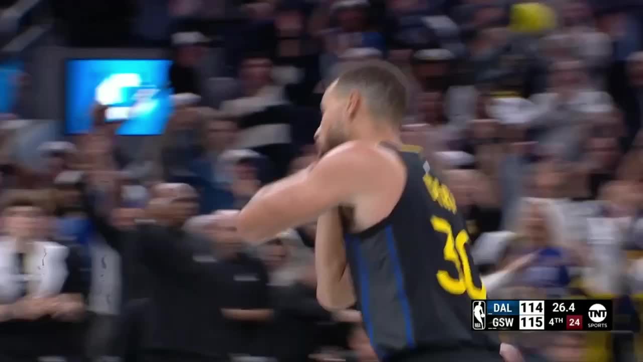 Watch Chef Curry cookin' the Mavs | Streamable