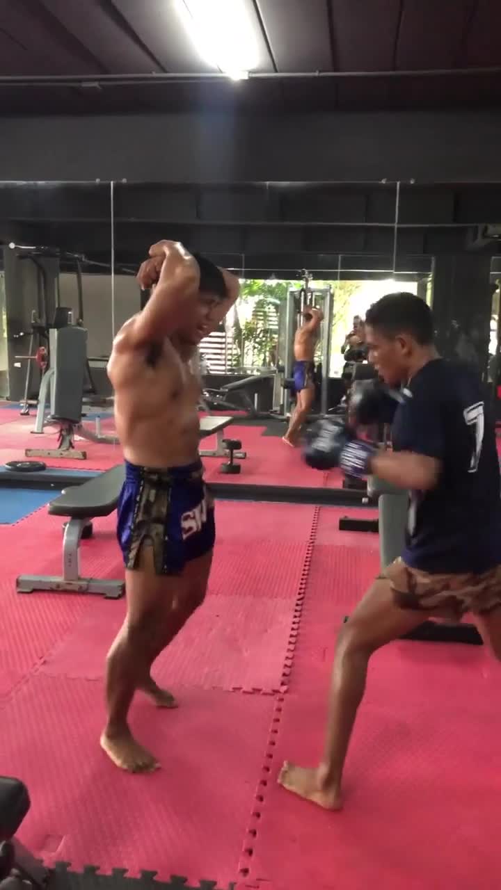 Watch rapidsave.com_muay_thai_abs_conditioning-t920jzz1myvd1 | Streamable