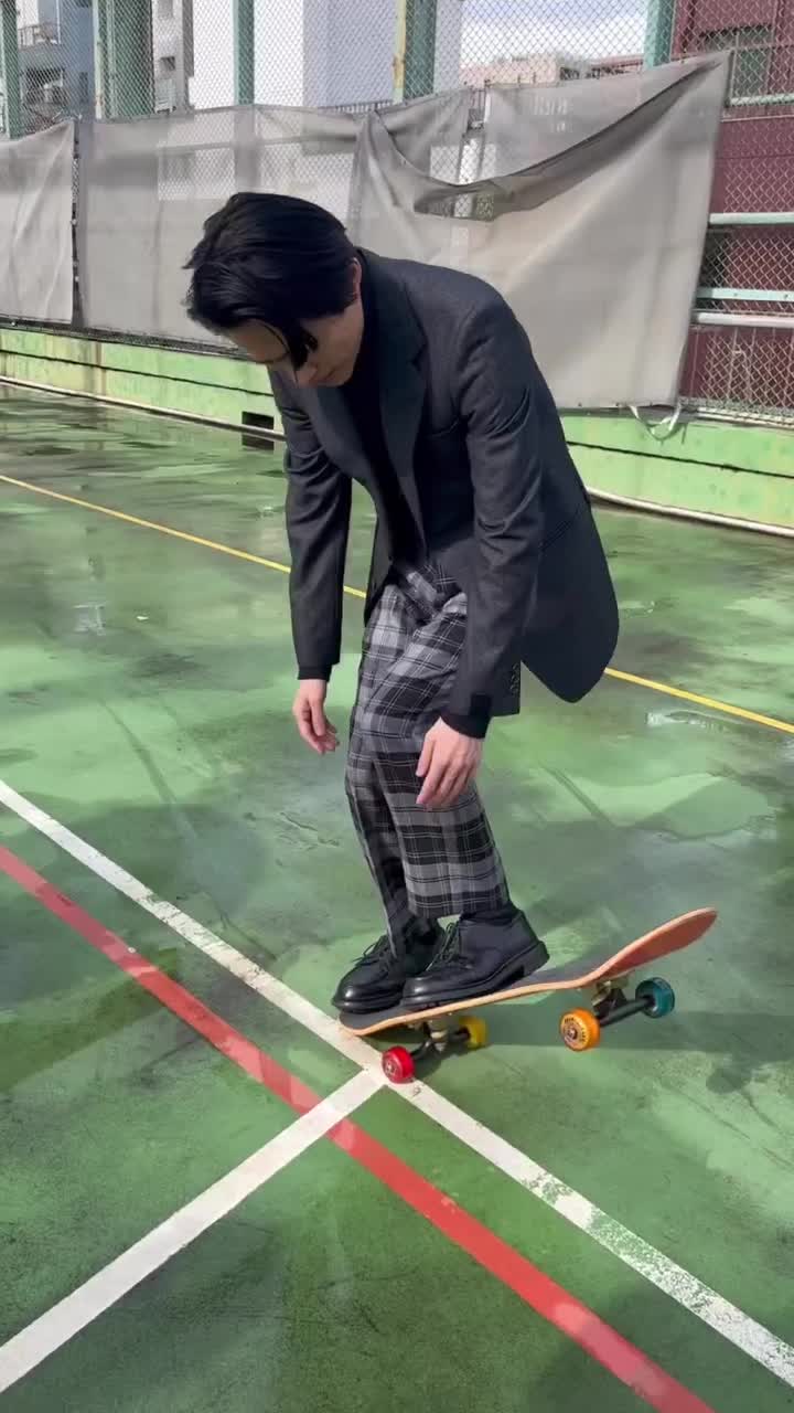 44FC2F9D58972FF6E9D6879FFFFD5AA_video_dashinit