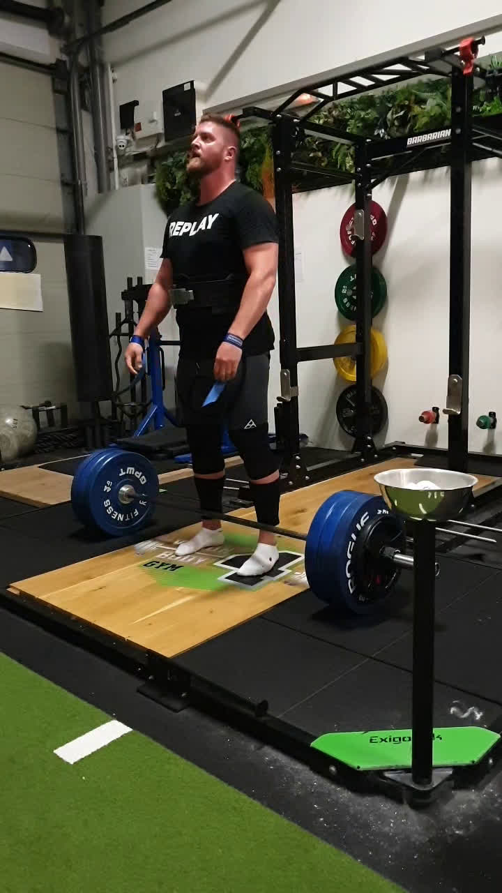 22-07-2022 200kg deadlift set 1